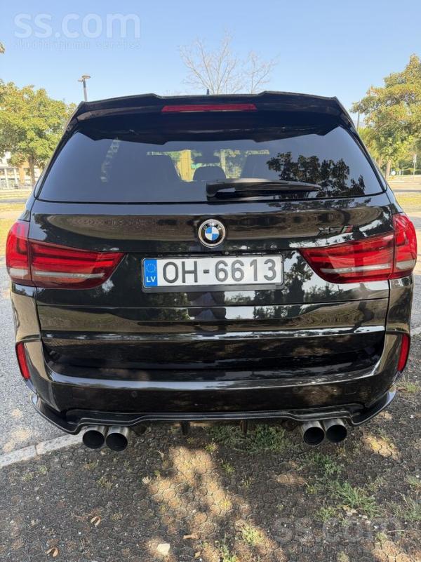 Melns BMW X5 2016 Rīga, ar dzinēja tilpumu 4.40 L un nobraukumu 10 tūkst. km par 40000 €, foto 9 vietnē AUTOMOTO.COM.LV