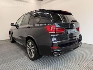 Melns BMW X5 2016 Rīga, ar dzinēja tilpumu 3.00 L un nobraukumu 180 tūkst. km par 23000 €, foto 7 vietnē AUTOMOTO.COM.LV