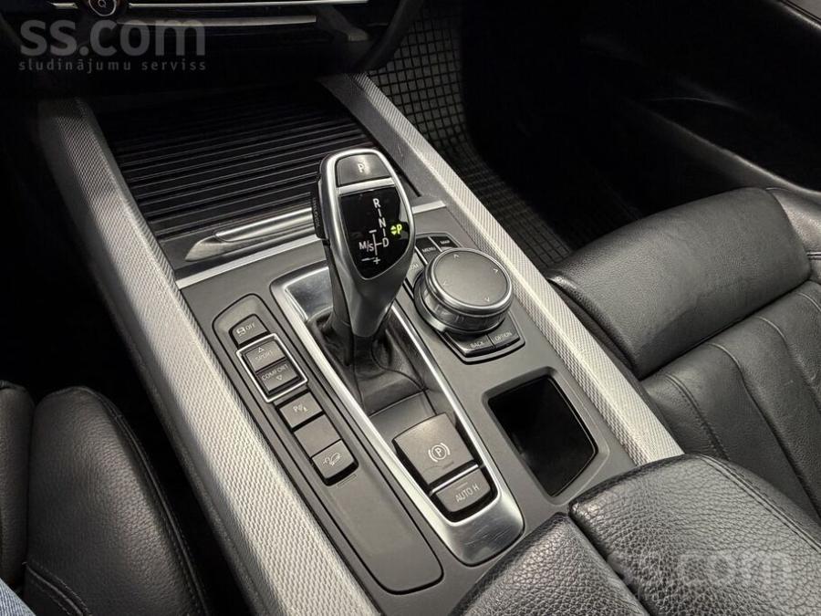 Melns BMW X5 2016 Rīga, ar dzinēja tilpumu 3.00 L un nobraukumu 180 tūkst. km par 23000 €, foto 15 vietnē AUTOMOTO.COM.LV