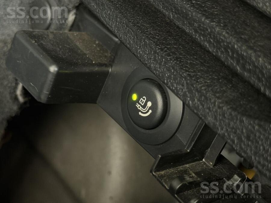 Melns BMW X5 2016 Rīga, ar dzinēja tilpumu 3.00 L un nobraukumu 180 tūkst. km par 23000 €, foto 20 vietnē AUTOMOTO.COM.LV