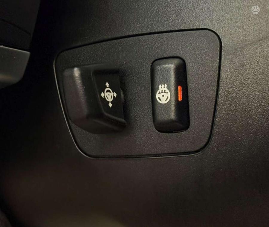 Melns BMW X5 2016 Marijampole, ar dzinēja tilpumu 2.99 L un nobraukumu 181 tūkst. km par 18999 €, foto 7 vietnē AUTOMOTO.COM.LV