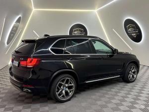 Melns BMW X5 2016 Marijampole, ar dzinēja tilpumu 2.99 L un nobraukumu 181 tūkst. km par 18999 €, foto 31 vietnē AUTOMOTO.COM.LV