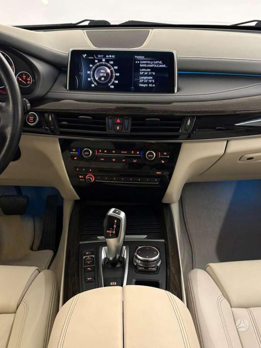 Melns BMW X5 2016 Marijampole, ar dzinēja tilpumu 2.99 L un nobraukumu 181 tūkst. km par 18999 €, foto 34 vietnē AUTOMOTO.COM.LV