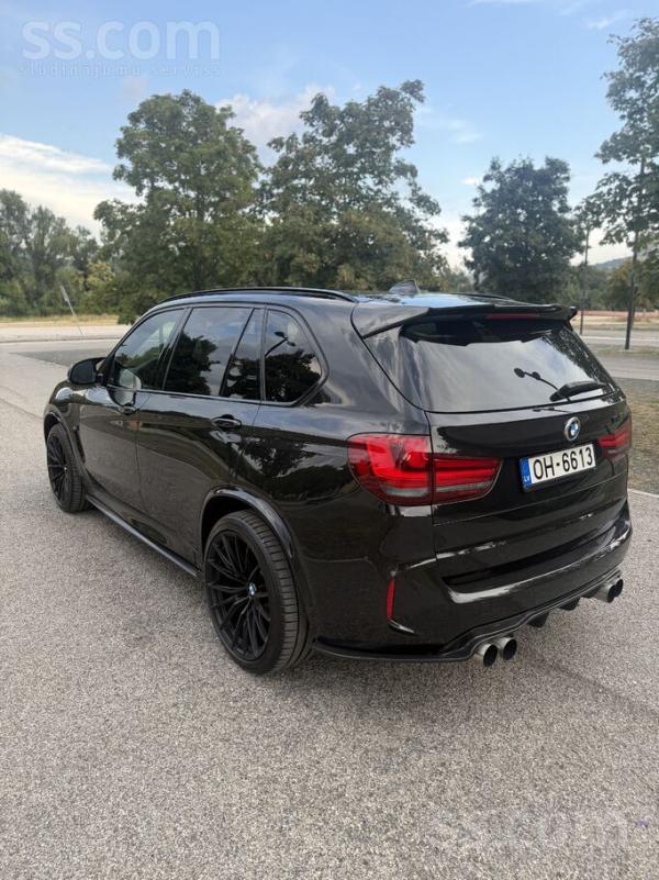 Melns BMW X5 2016 Rīga, ar dzinēja tilpumu 4.40 L un nobraukumu 100 tūkst. km par 40000 €, foto 6 vietnē AUTOMOTO.COM.LV