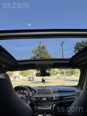 Black BMW X5 2016 in Riga, with an engine capacity of 4.40 L and mileage of 100 thousand km for 40000 €, photo 20 on AUTOMOTO.COM.LV