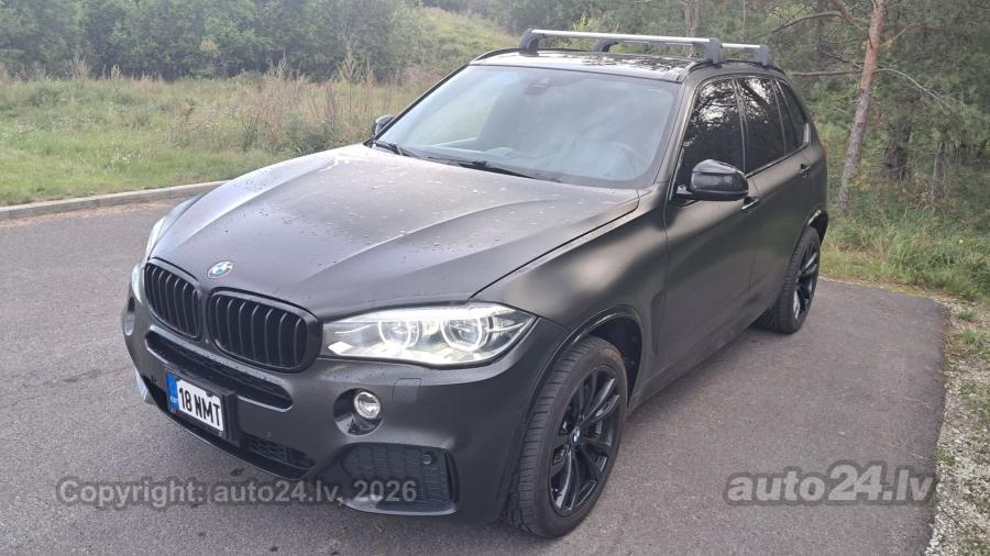 Black BMW X5 2016 in Tallinn, with an engine capacity of 4.40 L and mileage of 147 thousand km for 39900 €, photo 3 on AUTOMOTO.COM.LV
