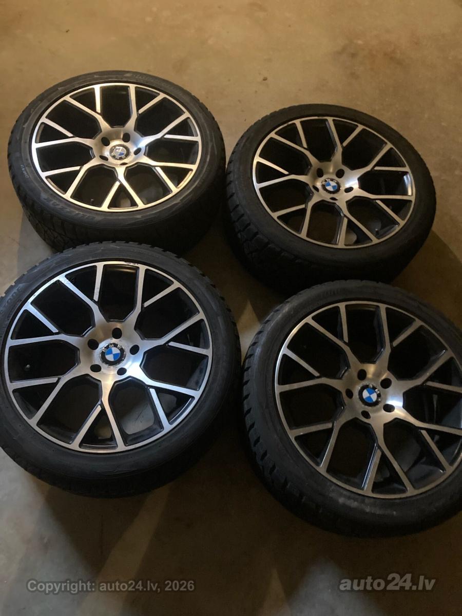Black BMW X5 2016 in Tallinn, with an engine capacity of 4.40 L and mileage of 147 thousand km for 39900 €, photo 10 on AUTOMOTO.COM.LV
