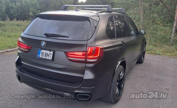 BMW X5 2016 in Tallinn on AUTOMOTO.COM.LV Black BMW X5 2016 in Tallinn, with an engine capacity of 4.40 L and mileage of 147 thousand km for 39900 €, photo 5 on AUTOMOTO.COM.LV