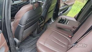 Melns BMW X5 2016 Tallina, ar dzinēja tilpumu 4.40 L un nobraukumu 147 tūkst. km par 39900 €, foto 6 vietnē AUTOMOTO.COM.LV