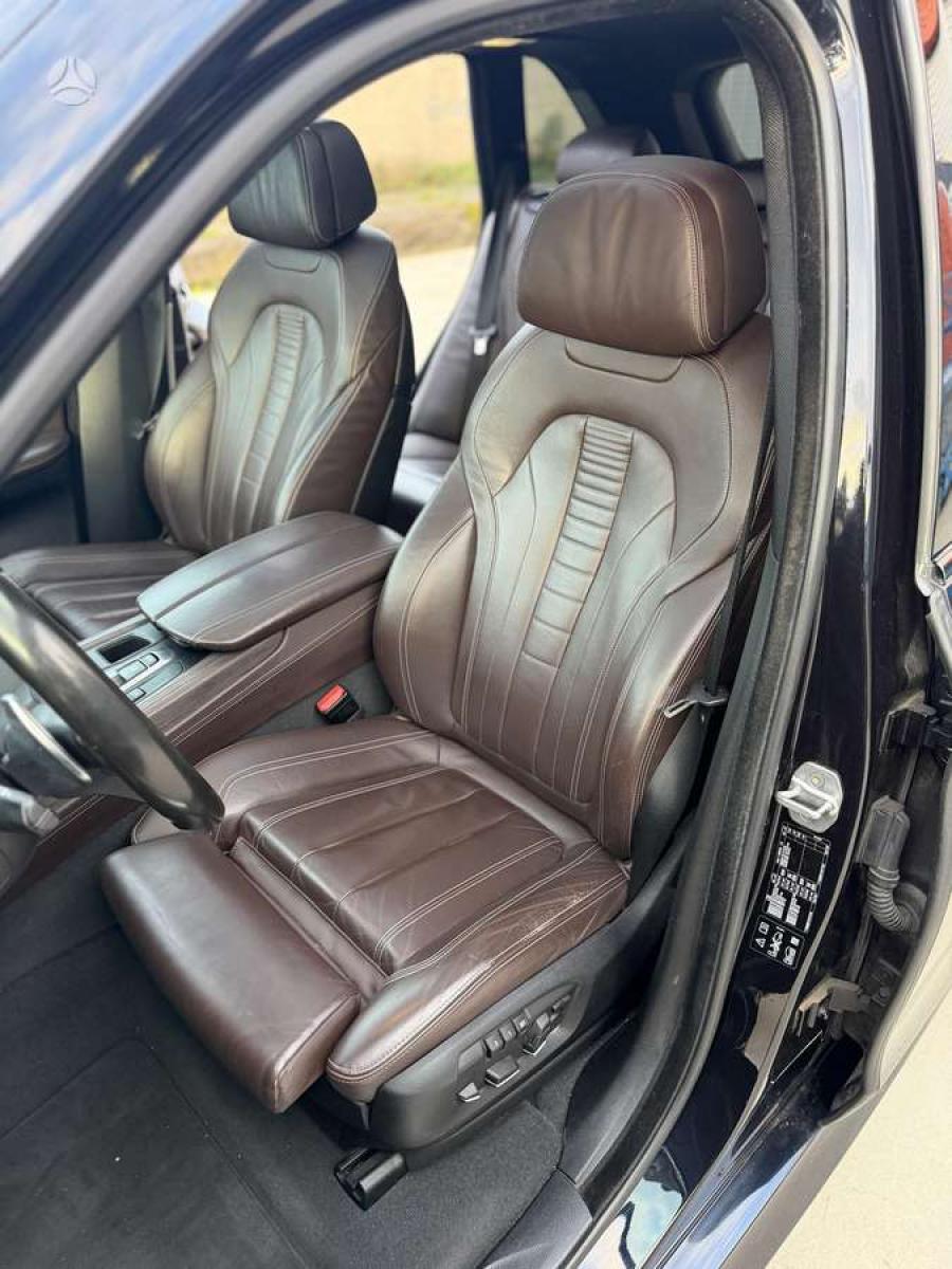 Melns BMW X5 2016 Viļņa, ar dzinēja tilpumu 2.99 L un nobraukumu 299 tūkst. km par 20500 €, foto 11 vietnē AUTOMOTO.COM.LV