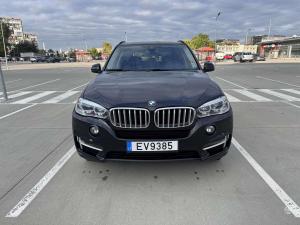 Black BMW X5 2016 in Vilnius, with an engine capacity of 2.00 L and mileage of 189 thousand km for 19999 €, photo  on AUTOMOTO.COM.LV