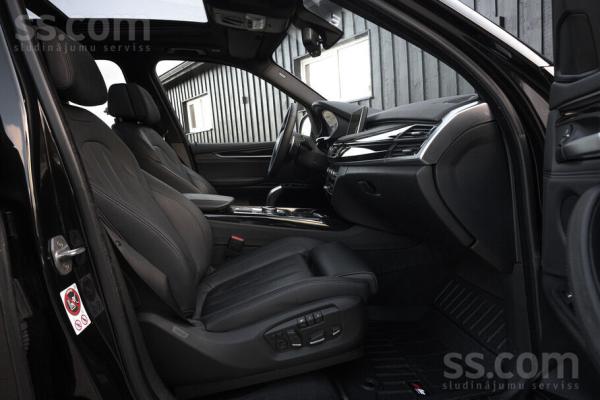 Melns BMW X5 2016 Jelgava, ar dzinēja tilpumu 2.00 L un nobraukumu 210 tūkst. km par 22900 €, foto 8 vietnē AUTOMOTO.COM.LV