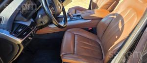 Black BMW X5 2016 in Riga, with an engine capacity of 3.00 L and mileage of 338 thousand km for 18900 €, photo 12 on AUTOMOTO.COM.LV