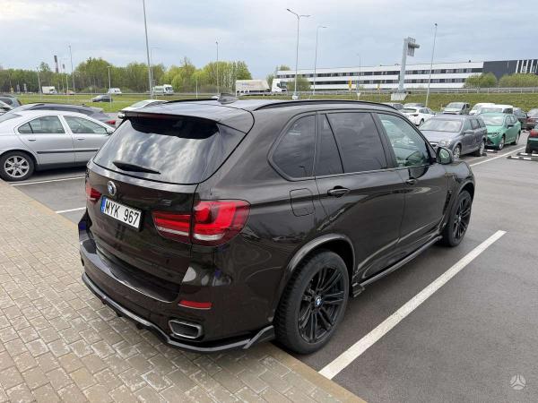 Melns BMW X5 2016 Kauņa, ar dzinēja tilpumu 2.98 L un nobraukumu 114 tūkst. km par 19750 €, foto 5 vietnē AUTOMOTO.COM.LV