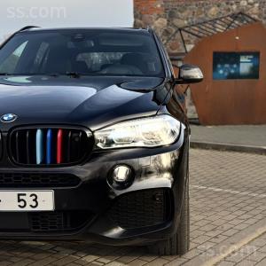 Black BMW X5 2017 in Rezekne, with an engine capacity of 3.00 L and mileage of 0 thousand km for 23690 €, photo 2 on AUTOMOTO.COM.LV