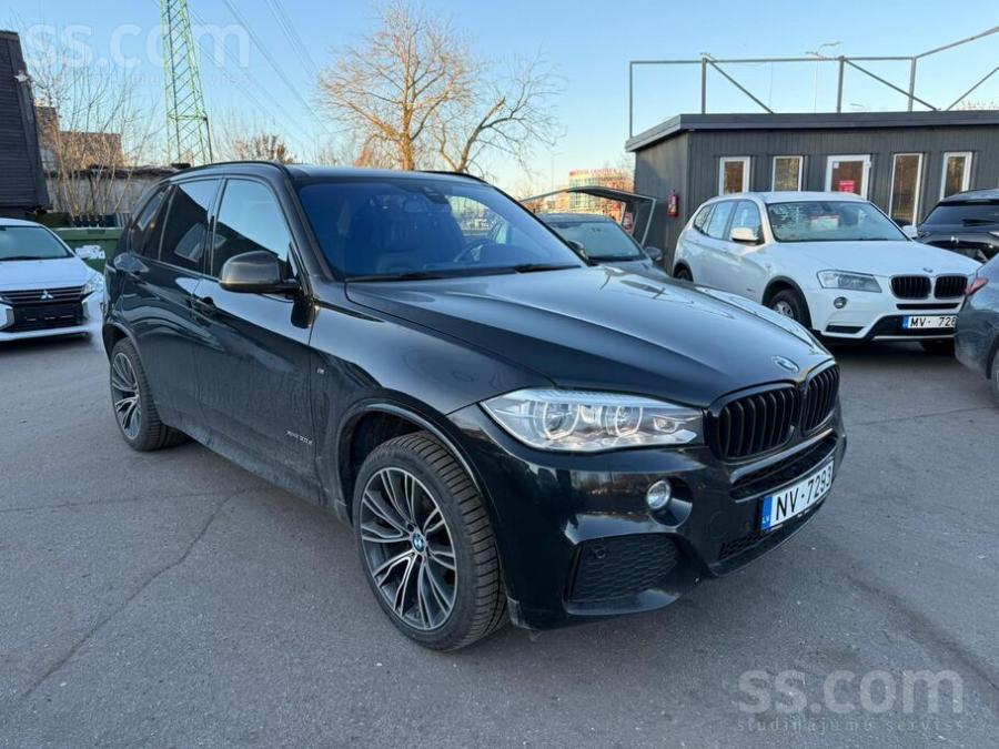 Melns BMW X5 2017 Rīga, ar dzinēja tilpumu 3.00 L un nobraukumu 186 tūkst. km par 26990 €, foto 2 vietnē AUTOMOTO.COM.LV