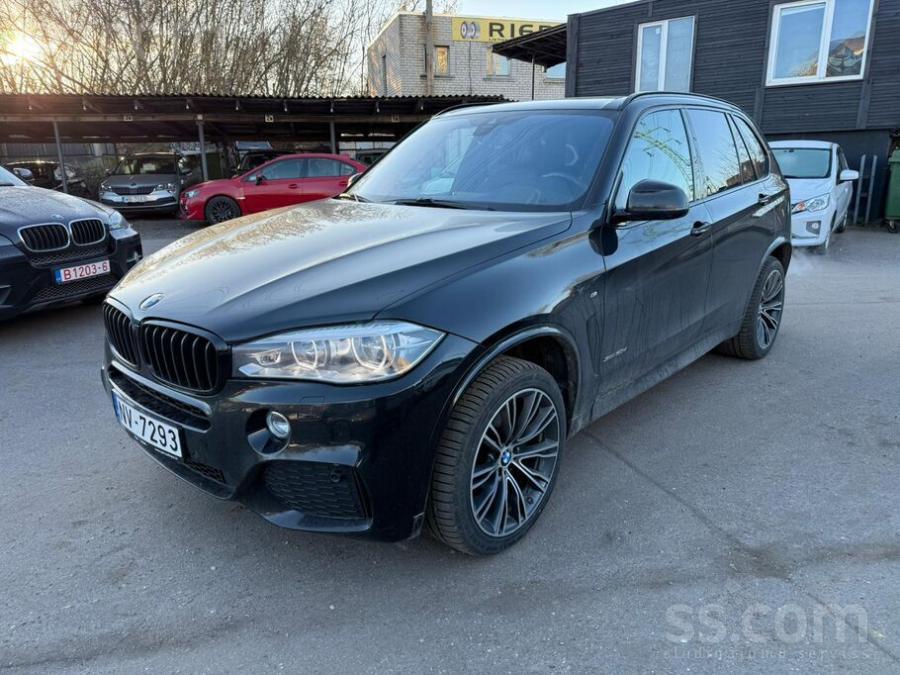 Melns BMW X5 2017 Rīga, ar dzinēja tilpumu 3.00 L un nobraukumu 186 tūkst. km par 26990 €, foto 3 vietnē AUTOMOTO.COM.LV