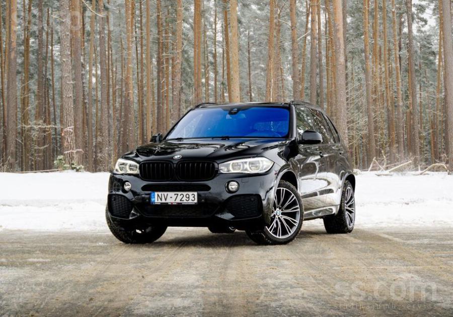 Black BMW X5 2017 in Riga, with an engine capacity of 3.00 L and mileage of 186 thousand km for 26990 €, photo 1 on AUTOMOTO.COM.LV