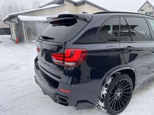 Black BMW X5 2017 in Vilnius, with an engine capacity of 2.99 L and mileage of 145 thousand km for 26600 €, photo 12 on AUTOMOTO.COM.LV