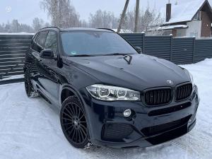 Black BMW X5 2017 in Vilnius, with an engine capacity of 2.99 L and mileage of 145 thousand km for 26600 €, photo 13 on AUTOMOTO.COM.LV
