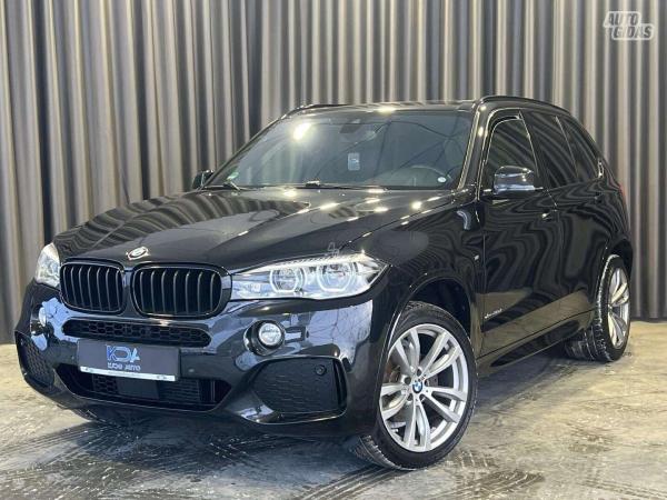 Black BMW X5 2017 in Marijampole, with an engine capacity of 3.00 L and mileage of 293 thousand km for 23950 €, photo 5 on AUTOMOTO.COM.LV
