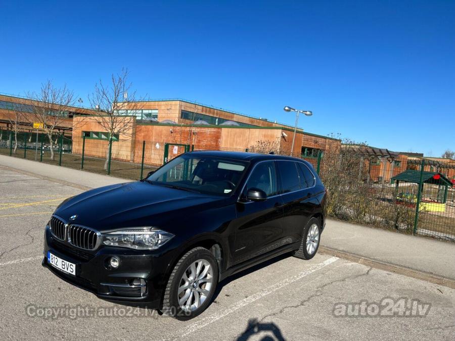Black BMW X5 2017 in Tallinn, with an engine capacity of 3.00 L and mileage of 106 thousand km for 30900 €, photo 1 on AUTOMOTO.COM.LV