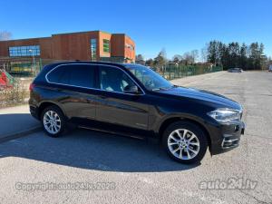 Black BMW X5 2017 in Tallinn, with an engine capacity of 3.00 L and mileage of 106 thousand km for 30900 €, photo 2 on AUTOMOTO.COM.LV
