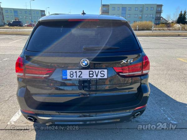Black BMW X5 2017 in Tallinn, with an engine capacity of 3.00 L and mileage of 106 thousand km for 30900 €, photo 5 on AUTOMOTO.COM.LV