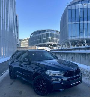 Black BMW X5 2017 in Vilnius, with an engine capacity of 2.99 L and mileage of 242 thousand km for 25800 €, photo 5 on AUTOMOTO.COM.LV