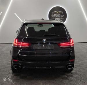 Melns BMW X5 2017 Marijampole, ar dzinēja tilpumu 2.00 L un nobraukumu 253 tūkst. km par 23850 €, foto 31 vietnē AUTOMOTO.COM.LV