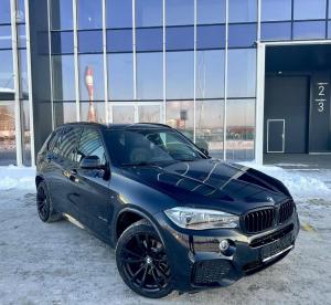 Black BMW X5 2017 in Vilnius, with an engine capacity of 2.99 L and mileage of 242 thousand km for 25000 €, photo 4 on AUTOMOTO.COM.LV