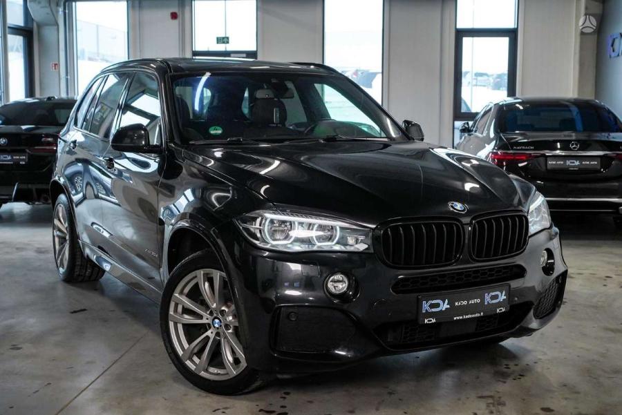 Melns BMW X5 2017 Kauņa, ar dzinēja tilpumu 2.99 L un nobraukumu 293 tūkst. km par 23450 €, foto 3 vietnē AUTOMOTO.COM.LV