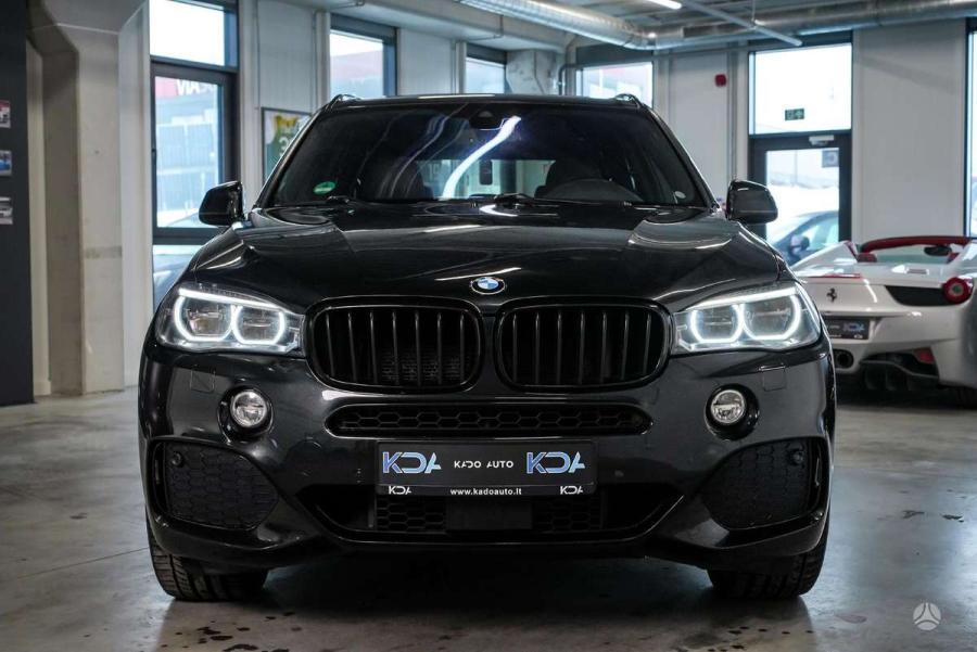 Melns BMW X5 2017 Kauņa, ar dzinēja tilpumu 2.99 L un nobraukumu 293 tūkst. km par 23450 €, foto 4 vietnē AUTOMOTO.COM.LV