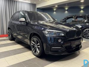 Black BMW X5 2017 in Marupe, with an engine capacity of 3.00 L and mileage of 186 thousand km for 25990 €, photo 3 on AUTOMOTO.COM.LV