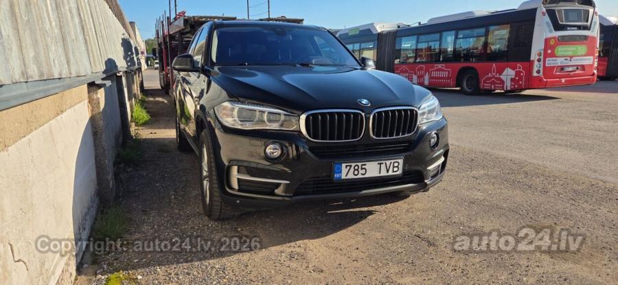 Black BMW X5 2017 in Tartu, with an engine capacity of 2.00 L and mileage of 146 thousand km for 21550 €, photo 2 on AUTOMOTO.COM.LV