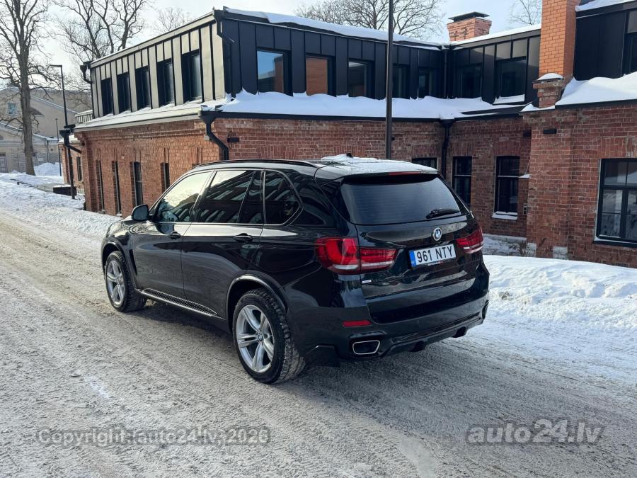 Black BMW X5 2017 in Tallinn, with an engine capacity of 3.00 L and mileage of 148 thousand km for 29000 €, photo 5 on AUTOMOTO.COM.LV