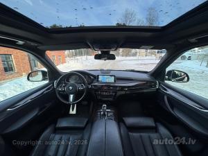 Black BMW X5 2017 in Tallinn, with an engine capacity of 3.00 L and mileage of 148 thousand km for 29000 €, photo 11 on AUTOMOTO.COM.LV