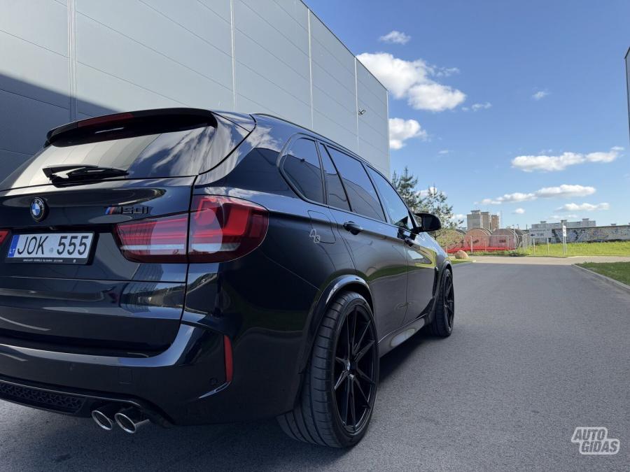 Black BMW X5 2017 in Kaunas, with an engine capacity of 4.40 L and mileage of 78 thousand km for 30000 €, photo 12 on AUTOMOTO.COM.LV