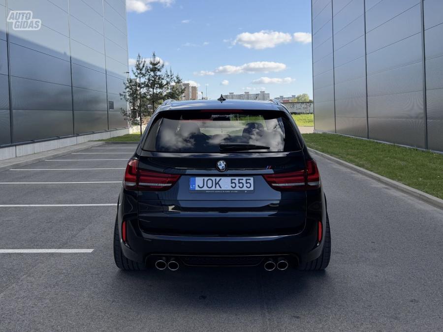 Black BMW X5 2017 in Kaunas, with an engine capacity of 4.40 L and mileage of 78 thousand km for 30000 €, photo 6 on AUTOMOTO.COM.LV