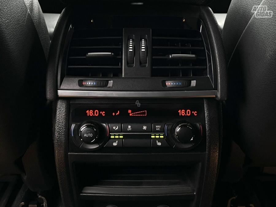 Black BMW X5 2017 in Kaunas, with an engine capacity of 4.40 L and mileage of 78 thousand km for 30000 €, photo 21 on AUTOMOTO.COM.LV