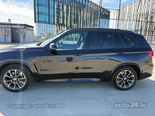 Black BMW X5 2017 in Tallinn, with an engine capacity of 3.00 L and mileage of 214 thousand km for 25900 €, photo 2 on AUTOMOTO.COM.LV
