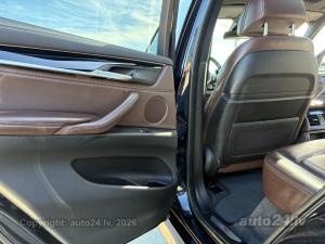 Melns BMW X5 2017 Tallina, ar dzinēja tilpumu 3.00 L un nobraukumu 214 tūkst. km par 25900 €, foto 20 vietnē AUTOMOTO.COM.LV