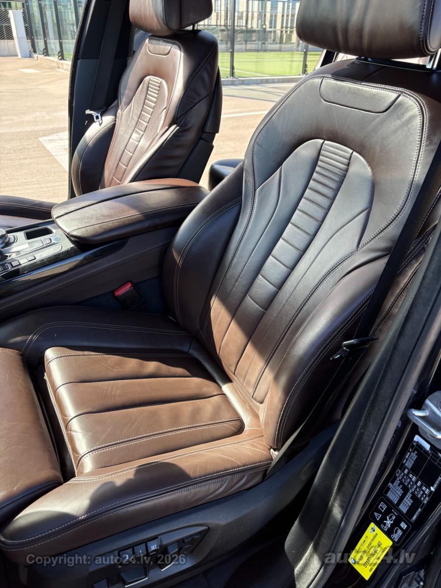 Melns BMW X5 2017 Tallina, ar dzinēja tilpumu 3.00 L un nobraukumu 214 tūkst. km par 25900 €, foto 22 vietnē AUTOMOTO.COM.LV
