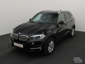 Melns BMW X5 2017 Viļņa, ar dzinēja tilpumu 3.00 L un nobraukumu 153 tūkst. km par 25999 €, foto  vietnē AUTOMOTO.COM.LV