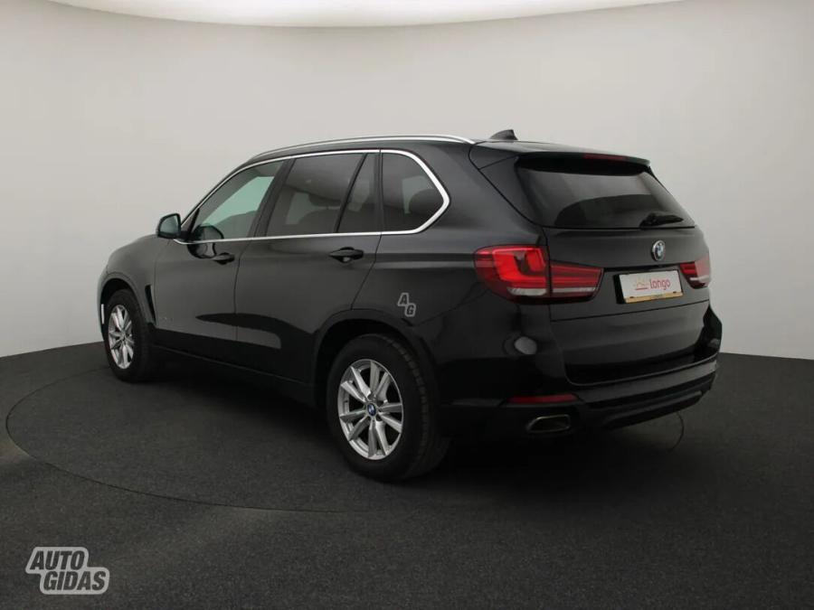 Melns BMW X5 2017 Viļņa, ar dzinēja tilpumu 3.00 L un nobraukumu 153 tūkst. km par 25999 €, foto 8 vietnē AUTOMOTO.COM.LV