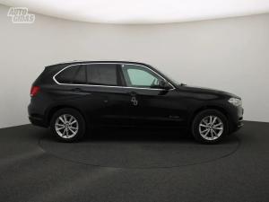 Melns BMW X5 2017 Viļņa, ar dzinēja tilpumu 3.00 L un nobraukumu 153 tūkst. km par 25999 €, foto 10 vietnē AUTOMOTO.COM.LV