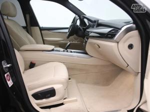 Melns BMW X5 2017 Viļņa, ar dzinēja tilpumu 3.00 L un nobraukumu 153 tūkst. km par 25999 €, foto 15 vietnē AUTOMOTO.COM.LV