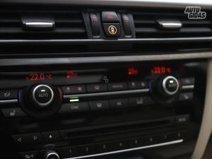 Melns BMW X5 2017 Viļņa, ar dzinēja tilpumu 3.00 L un nobraukumu 153 tūkst. km par 25999 €, foto 22 vietnē AUTOMOTO.COM.LV