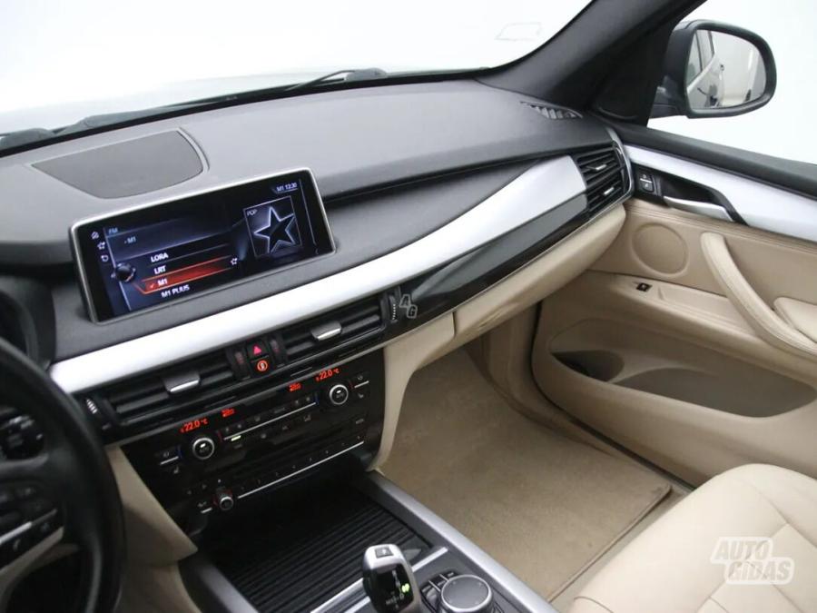 Melns BMW X5 2017 Viļņa, ar dzinēja tilpumu 3.00 L un nobraukumu 153 tūkst. km par 25999 €, foto 23 vietnē AUTOMOTO.COM.LV