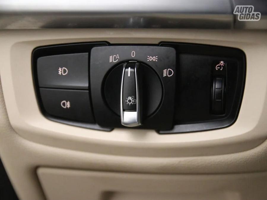 Melns BMW X5 2017 Viļņa, ar dzinēja tilpumu 3.00 L un nobraukumu 153 tūkst. km par 25999 €, foto 29 vietnē AUTOMOTO.COM.LV